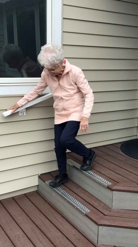 Safety Handrails for the Elderly - Aluminum Handrail Direct